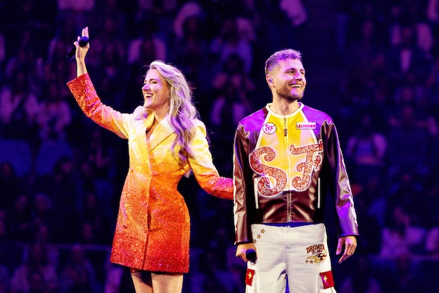 Suzan & Freek trappen reeks shows in GelreDome af: 40.000 fans delen ...