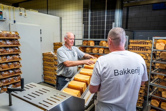 David zit al negen jaar vast, maar vond hoop in de gevangenisbakkerij ...