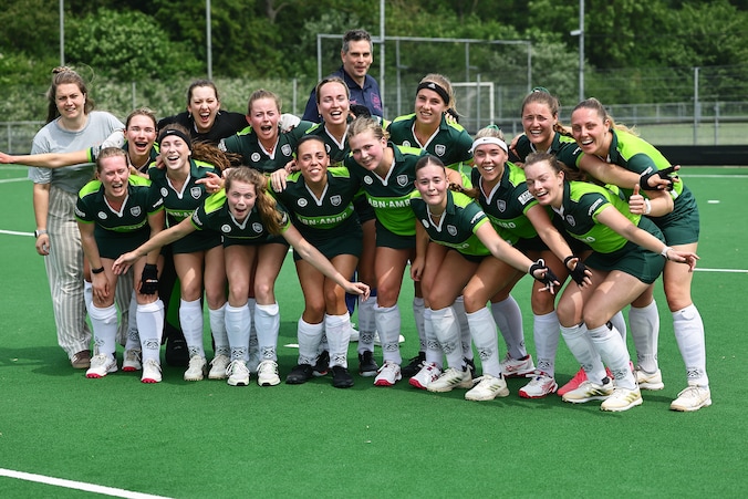 MHC Woerden ondanks druk kampioen: ‘Had beloofd dat ik bij promotie nog ...