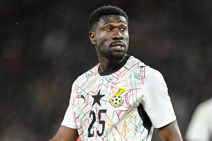 Meevaller voor Derrick Luckassen: broer van Brian Brobbey met Ghana ...