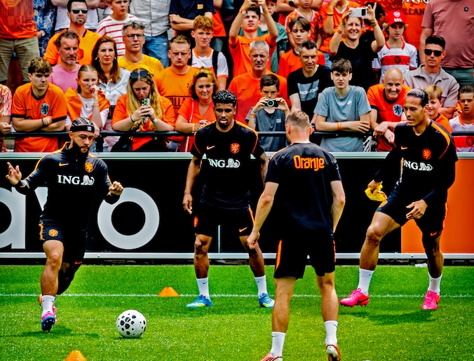 Oranje oefent in aanloop naar WK tegen Algerije en Oezbekistan: dit is ...