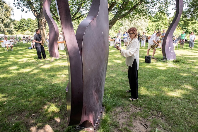 Hergebruikte kunst pronkt weer in Boeimeerpark | Regio | AD.nl