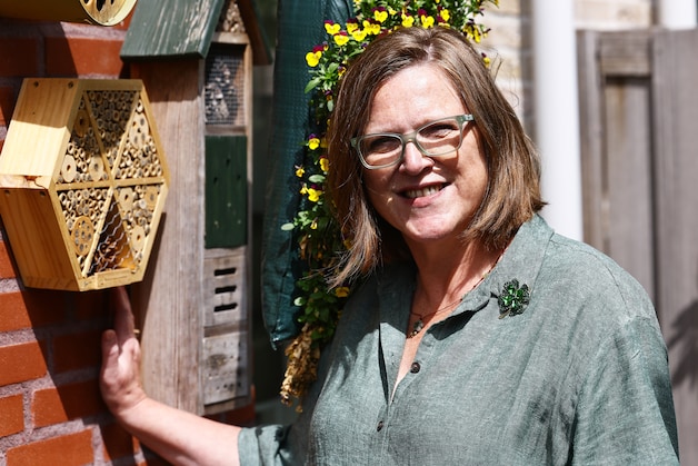 Trillende hand betekende einde van loopbaan als arts voor Ingrid (toen ...