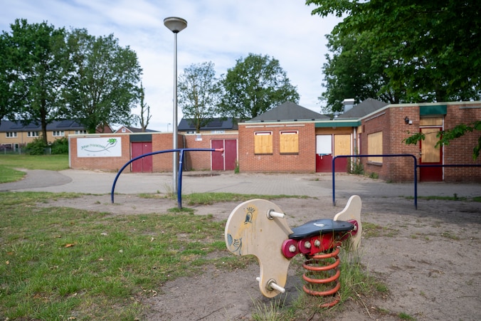 Ooit drukke speeltuin ligt er nu verlaten bij in Rijssen, maar dat gaat ...