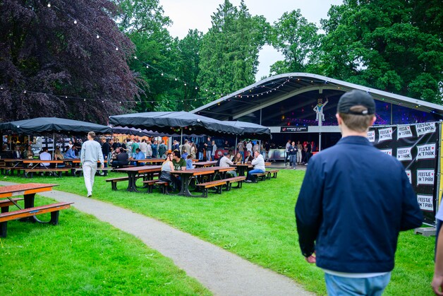 Heel Scherpenzeel op de dansvloer tijdens Feestje in het Park: ‘Een ...