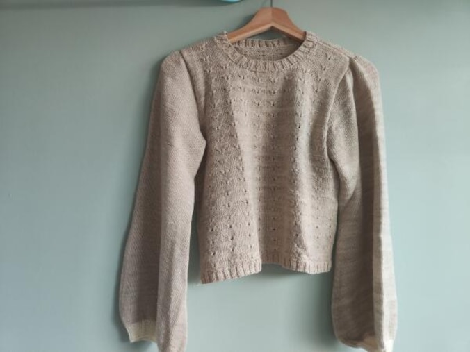 TU Delft en modelabel Hul le Kes kleuren kleding met afvalwater | Regio ...