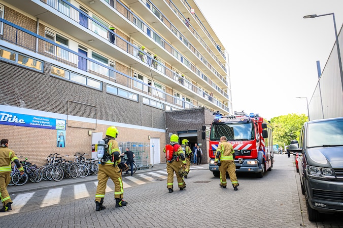 Brand in flat aan het Marinus Bolkplein in Rotterdam | Regio | AD.nl