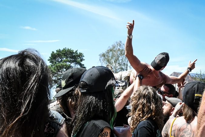 Veenhoop Festival in Smallingerland met grote namen | Regio | AD.nl