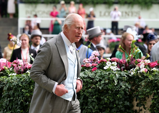 Charles maakt als eerste Britse vorst belastingaangifte openbaar: ‘Op ...