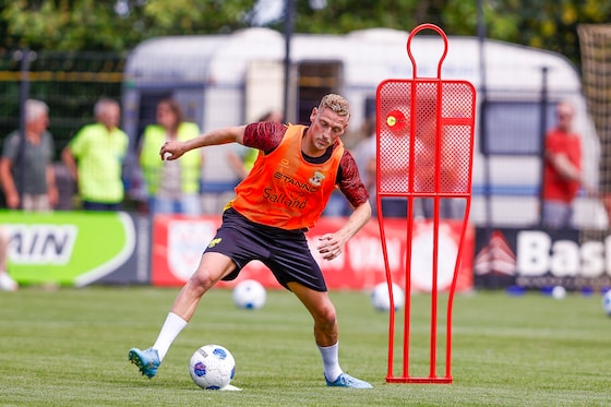 Nick Marsman keert terug bij Go Ahead Eagles | Regio | AD.nl