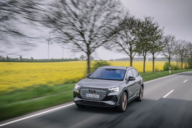 Test: Audi Q4 E-tron heeft Sonos-speakers en slimme software. Maar kan ...