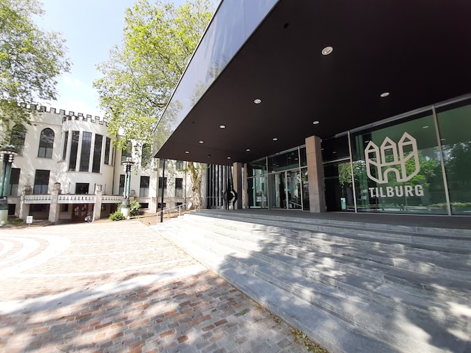 Hoge ambtenaar Tilburg veroordeeld voor corruptie: ‘Positie misbruikt ...