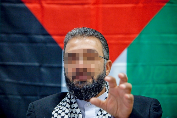 Activist Amin A. vrijgesproken van spekken Hamas‑kas, wel ...
