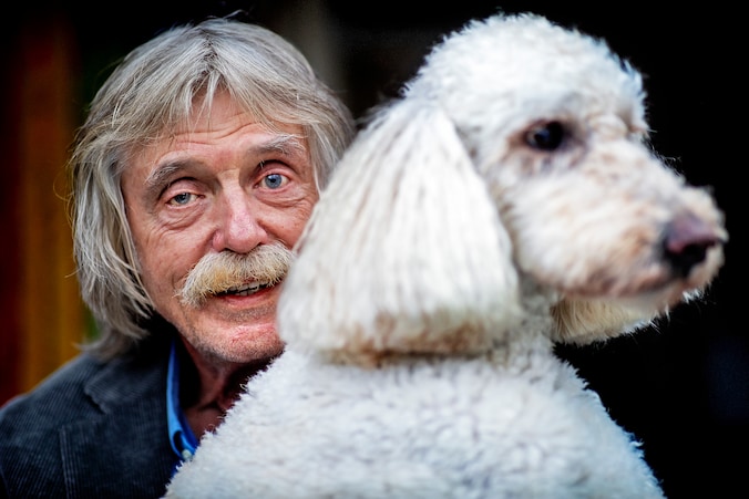 Hond Cuby van Johan Derksen overleden: ‘Moeten er echt aan wennen ...