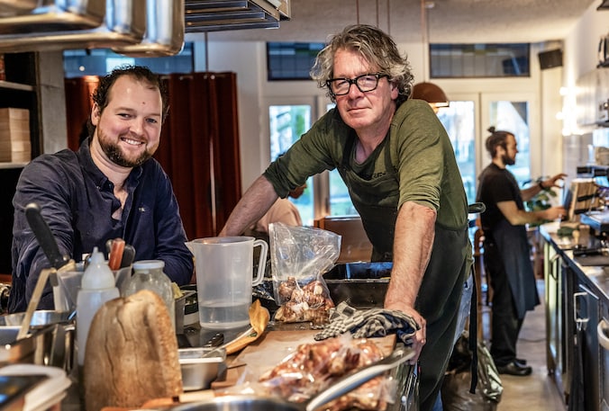 Restaurant Rosie in Utrecht bestaat pas één jaar, maar de telefoon ...
