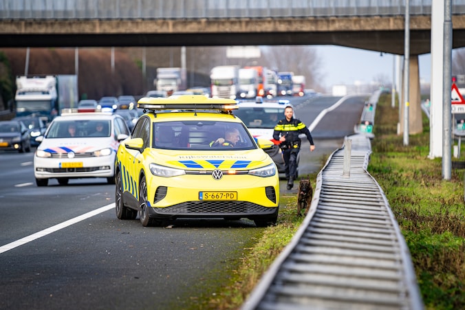 Bel niet de politie, maar dit nummer als je een gevaarlijke situatie op ...