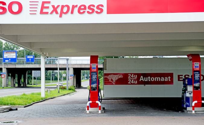 Tankstations Texaco en Firezone worden ESSO | Nieuws | AD.nl