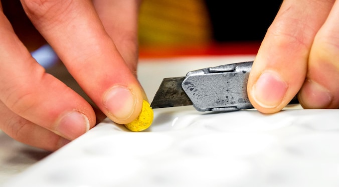 Uitslag van drugstesten bij amfetamine, GHB en 3-MMC nu direct bekend ...