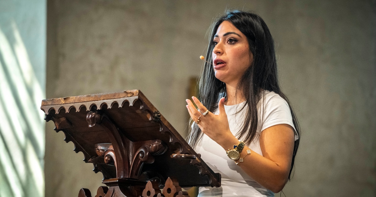 Lale Gül komt naar Schipluiden voor interview en signeersessie | Midden ...