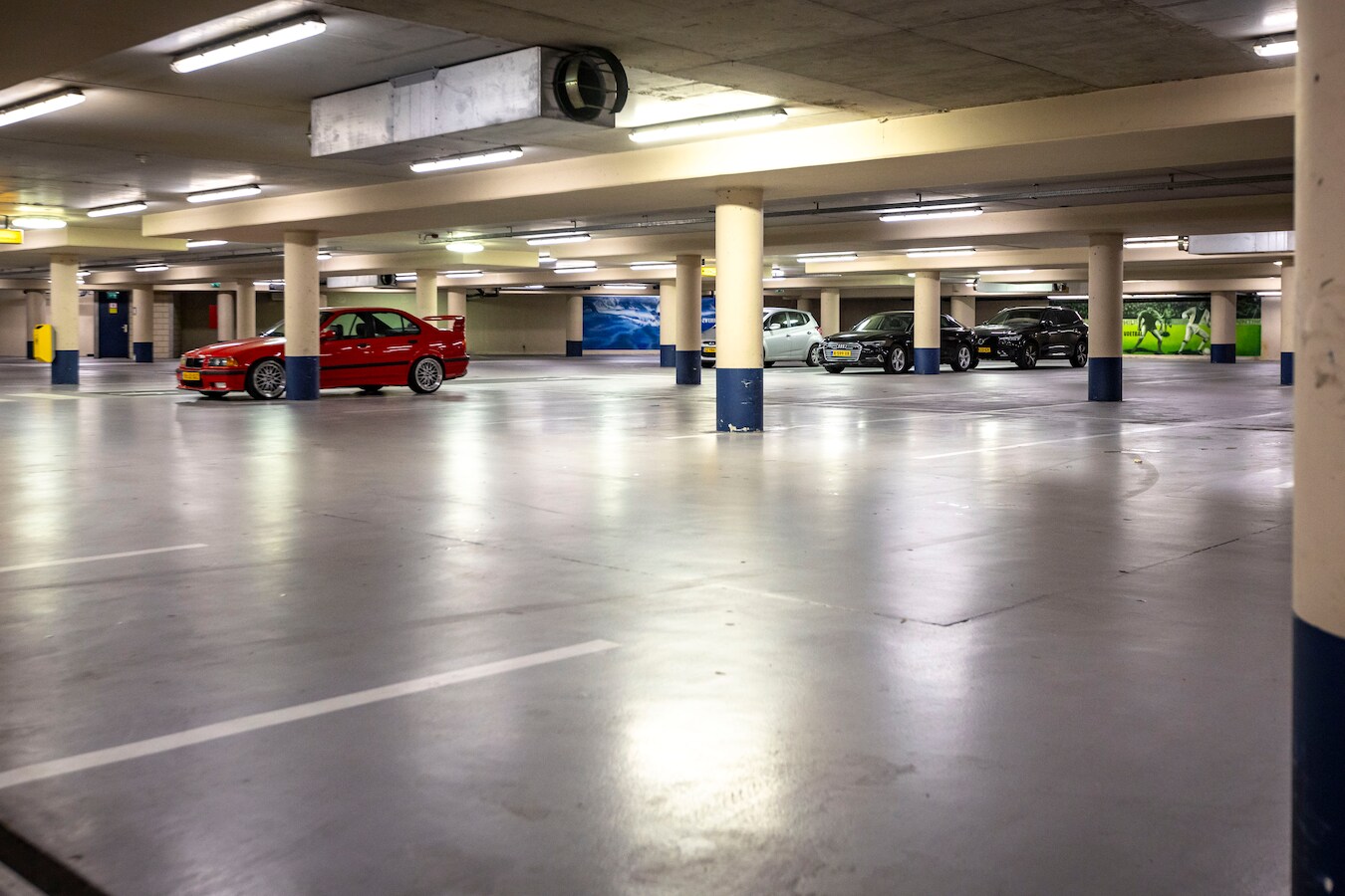 ‘Parkeren slokt te veel ruimte op voor leefbaar Oldenzaal’ | Foto | AD.nl