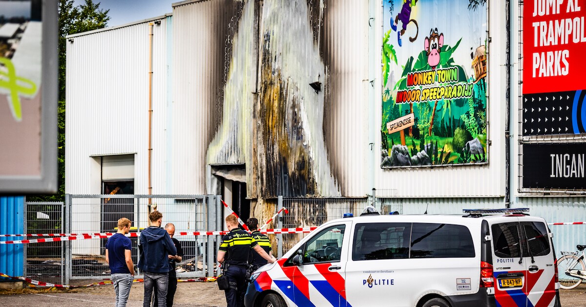 Jongen (17) veroordeeld voor in brand steken sportcentrum Halfweg in ...