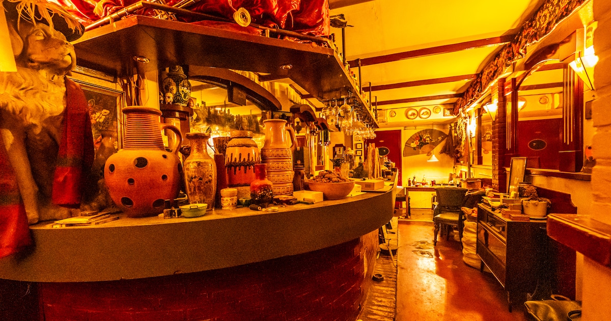 Voormalige seksclub op de Nieuwehaven vrij van krakers; renovatie kan ...