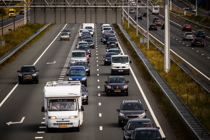 ‘Hoe hard moet je minimaal rijden op de snelweg?’ | Auto | AD.nl