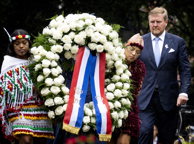 Prominente Surinamers eisen dat koning krans legt bij slavernijmonument ...