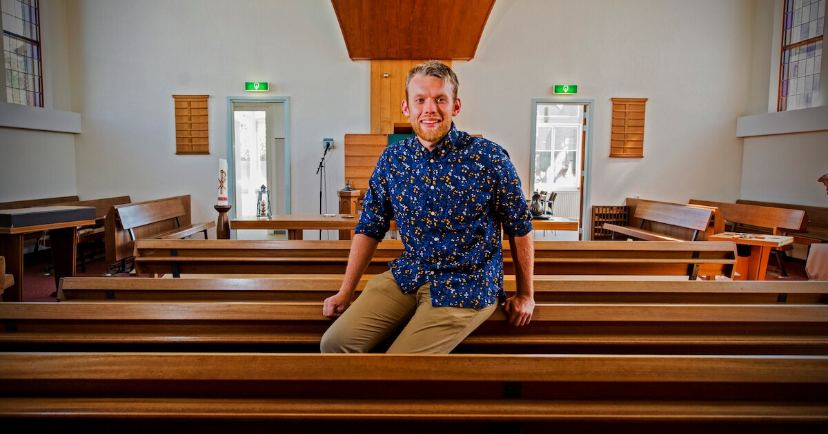 ‘Jongste’ dominee Nathan Noorland ‘draagt herdersstaf over': kerk zoekt ...