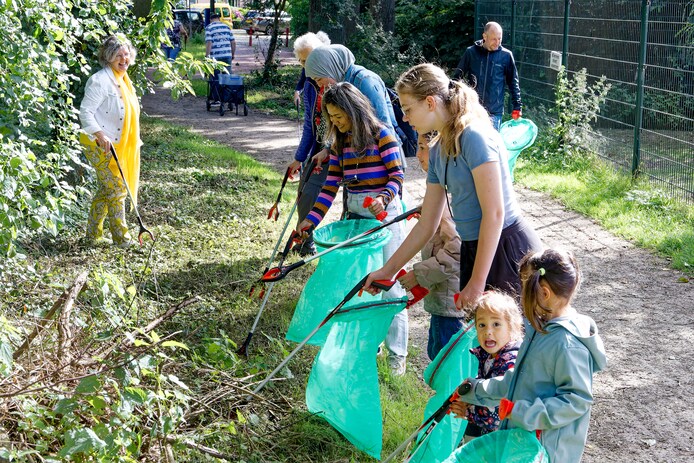 Samen zwerfvuil rapen in Schijndel: ‘In een schone omgeving leef je met ...