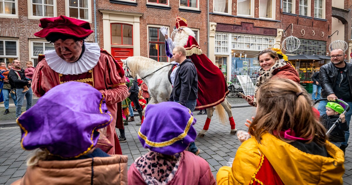 Sinterklaas en zijn pieten komen langs bij Berkel Centrum ...