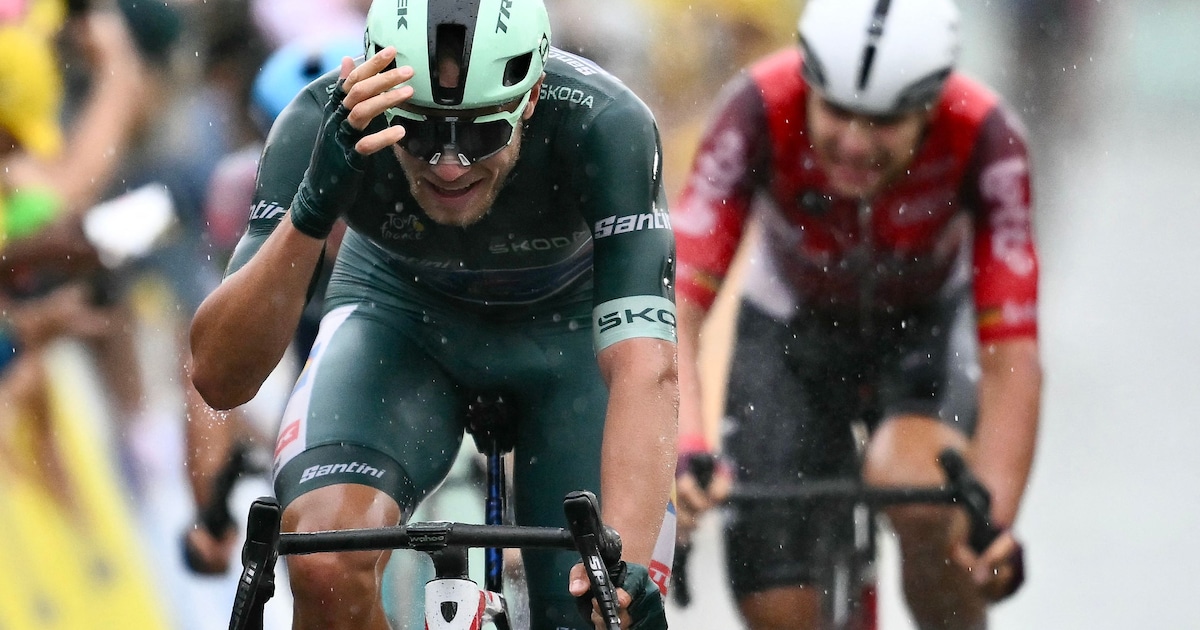 Jonathan Milan ontsnapt aan val in kletsnat Valence en houdt na tweede ...