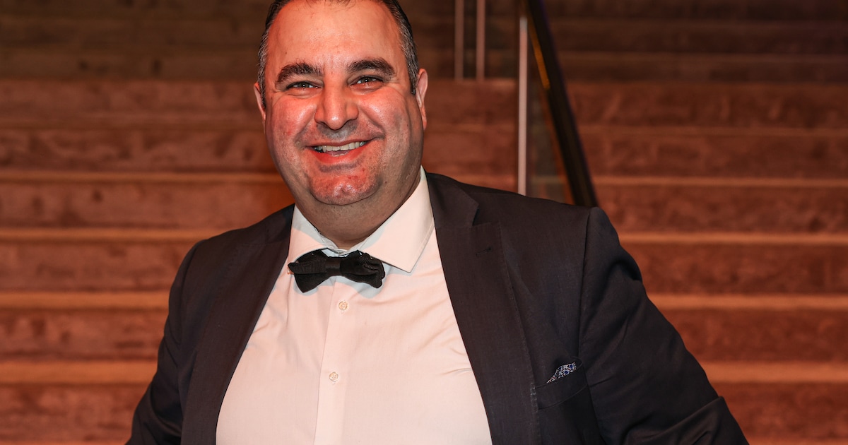 Azimi’s slepen bank voor de rechter: ‘We laten ons niet elke keer op de ...