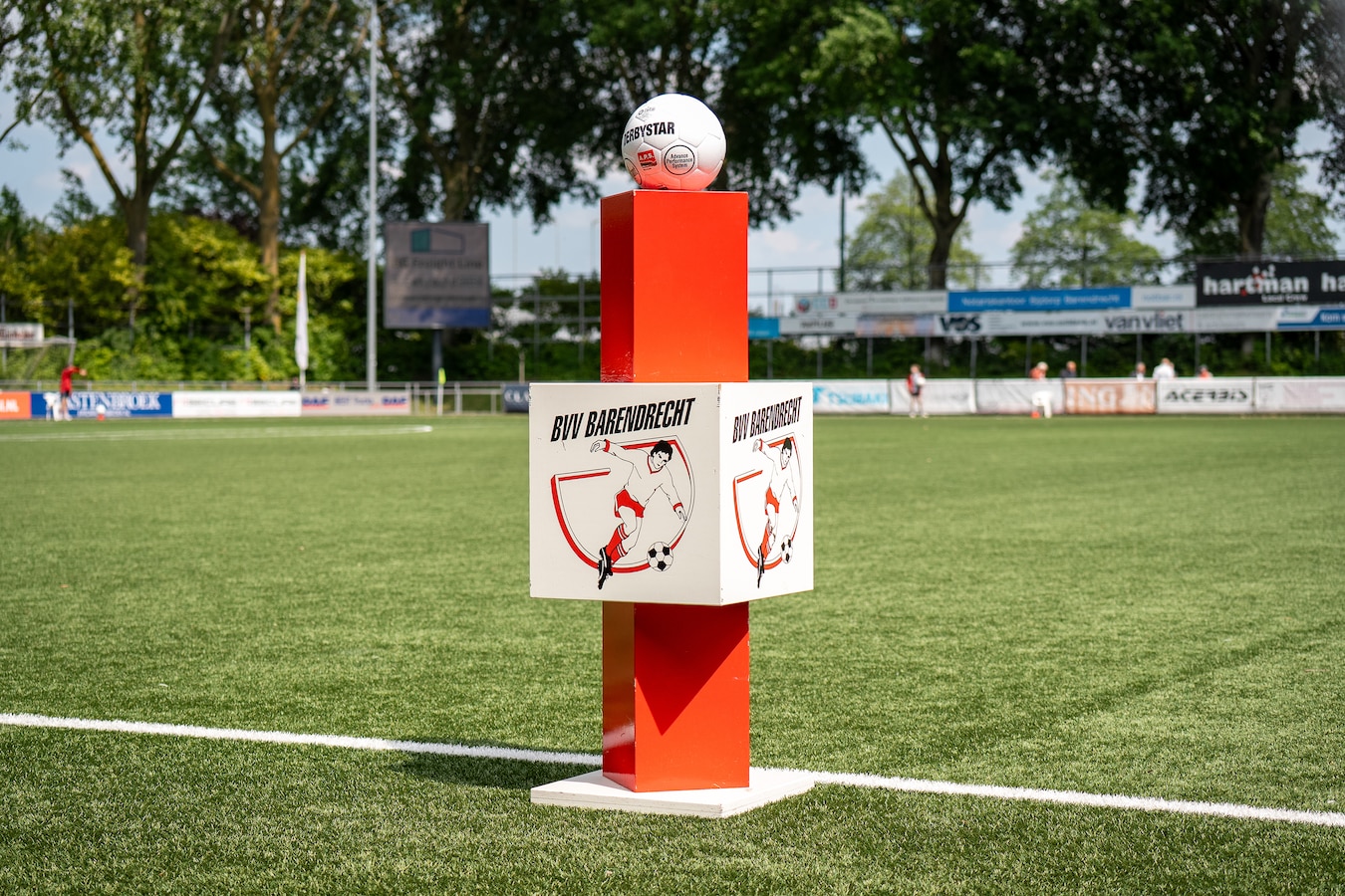 BVV Barendrecht viert 100-jarig bestaan met 24-uurs toernooi | Foto | AD.nl