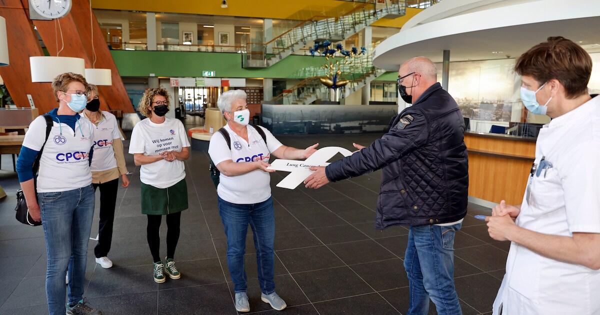 Aandacht voor dodelijkste kankersoort: ‘Iedereen met longen kan kanker ...