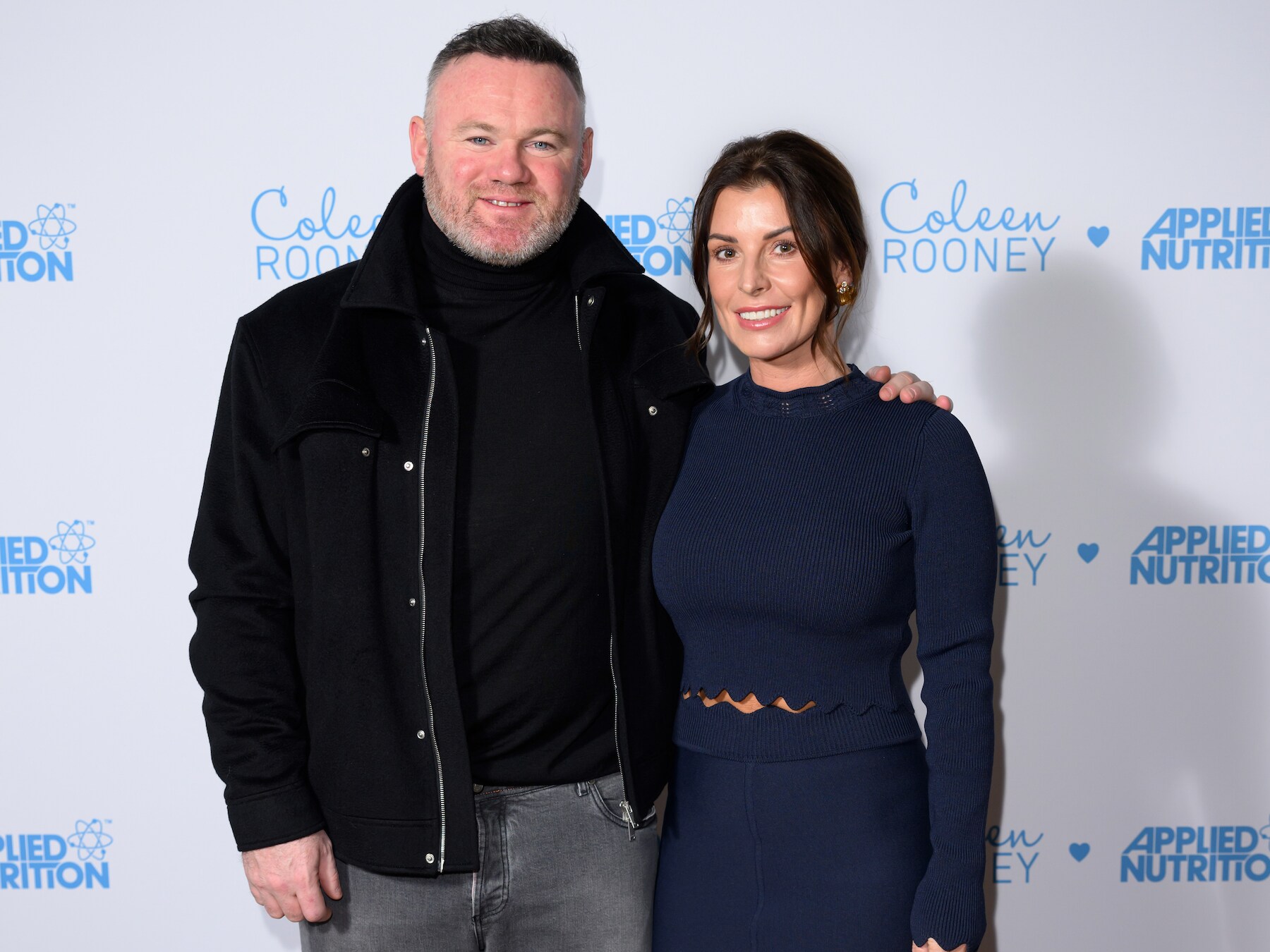 Ontluisterend PSV krijgt in Champions League historisch pak slaag van Arsenal | Voetbal | AD.nl