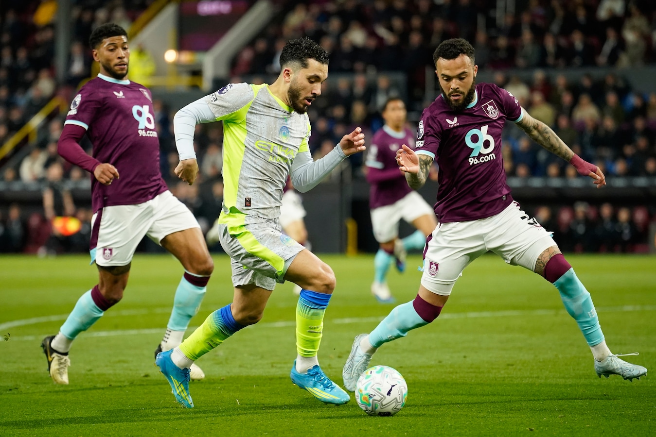 Arsenal is na 200 dagen koppositie kwijt aan Manchester City, Hartman ...