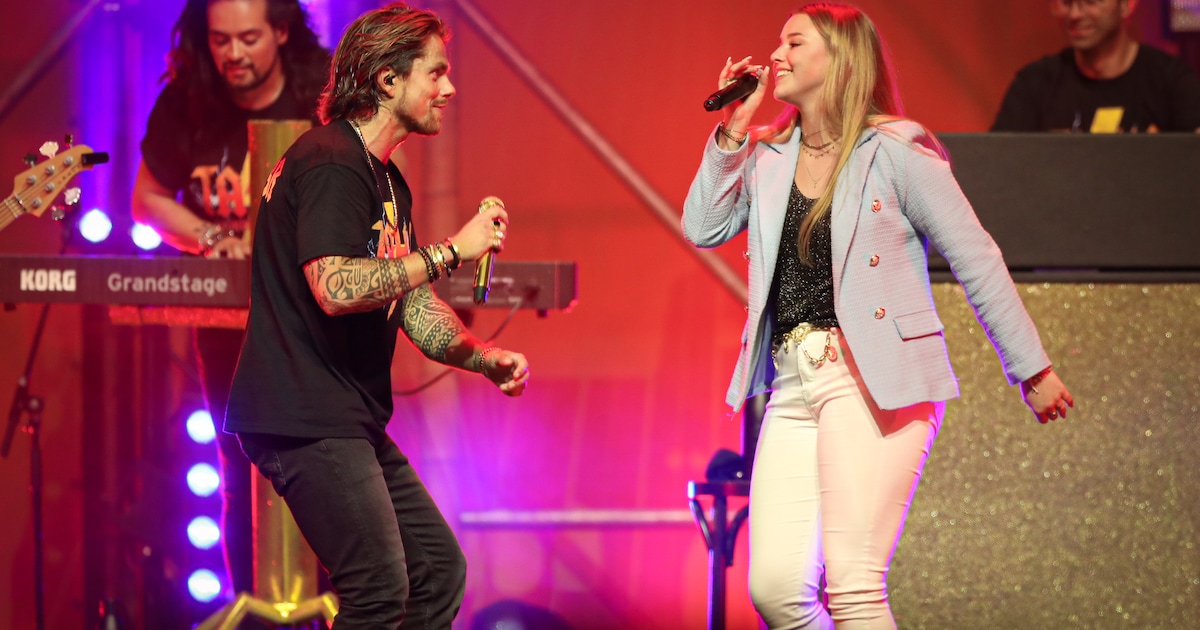 De zomerse aanbeveling van zangeres Senna Willems: zwemmen met ...