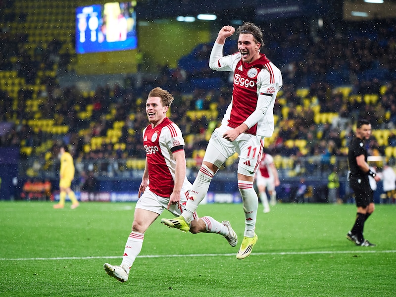Recordtransfer voor Heracles: Jizz Hornkamp voor miljoenen naar AZ ...