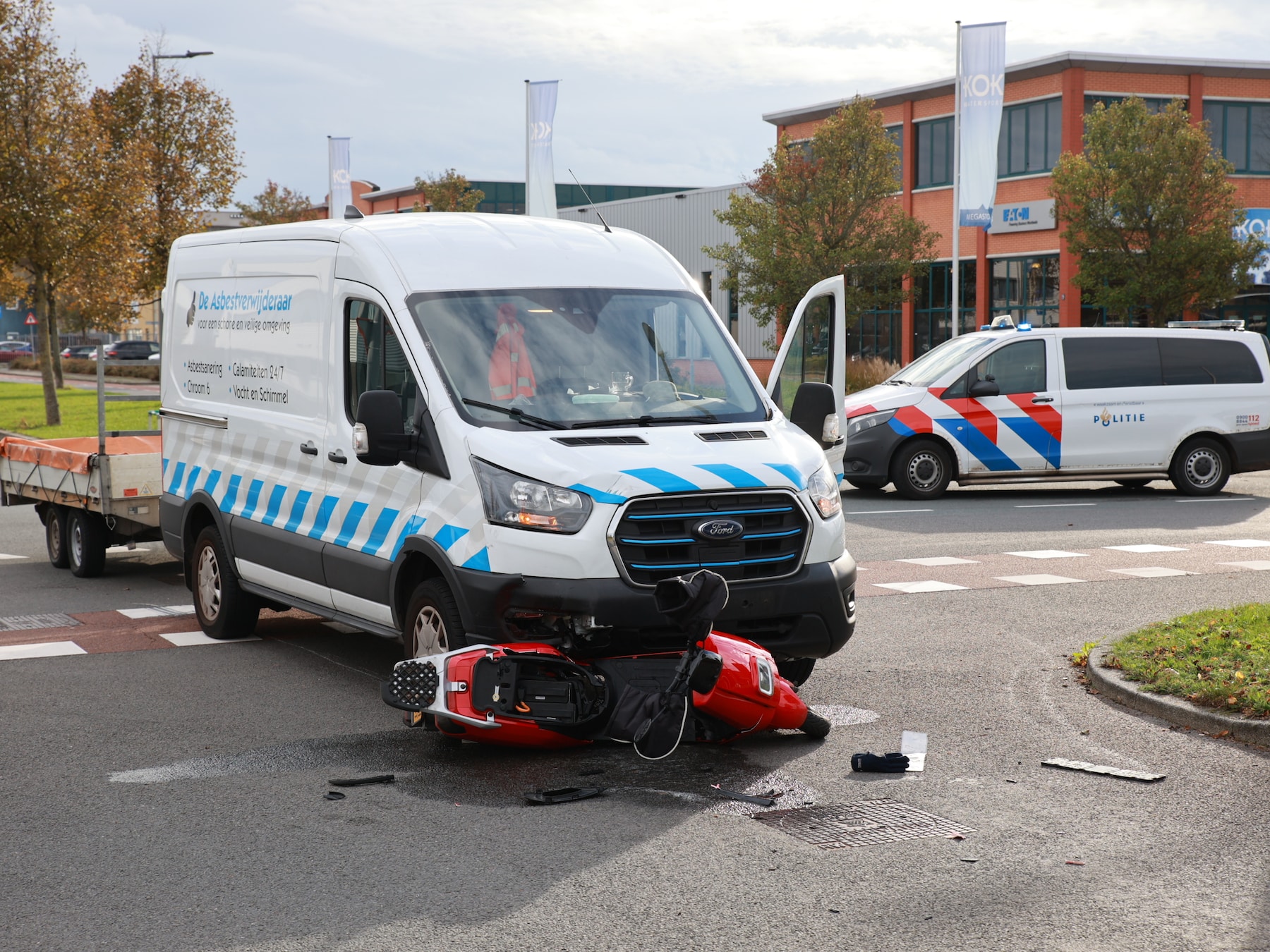 Gewonde na ernstig eenzijdig ongeval op de parallelweg naast de A20 bij Moordrecht | 112 nieuws ...