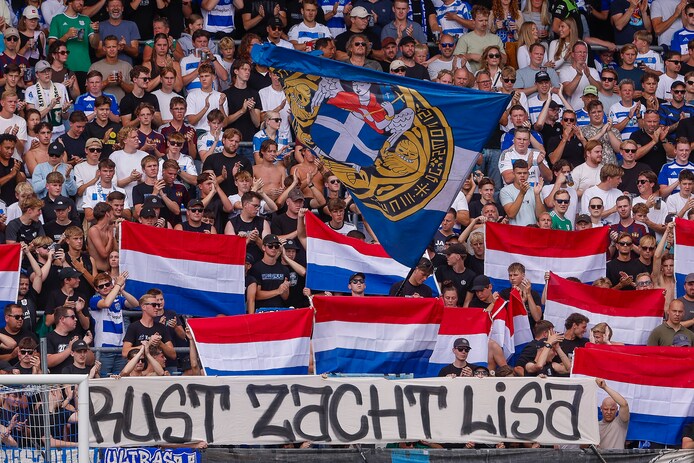Dood Lisa in stadions herdacht met Nederlandse én ‘NSB-vlaggen’: ‘Ze ...
