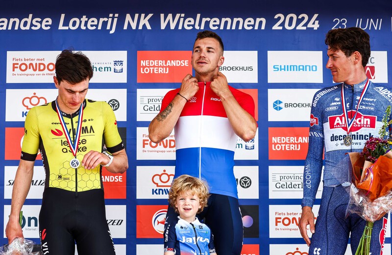 Dylan Groenewegen gaat als kampioen van Nederland vol bravoure naar de ...