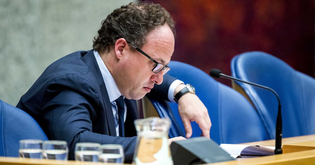 Kamer: 'betuttelende' inburgeringstest moet op de schop | Nieuws | AD.nl