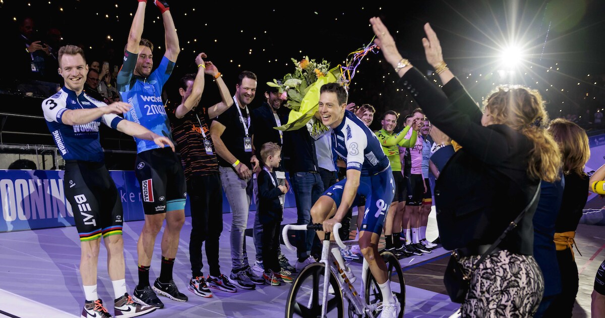 Niki Terpstra in Ahoy uitgezwaaid door publiek, bekijk hier de foto’s ...