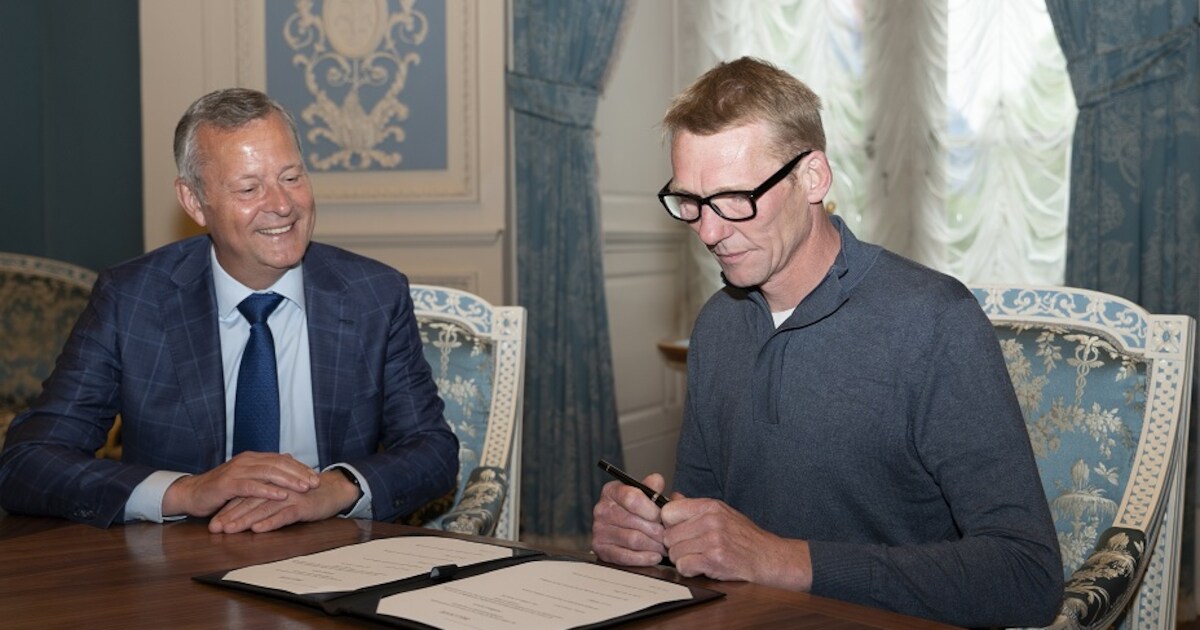 Patrick Blokker beëdigd als hulpstrandvonder in Hollands Kroon ...