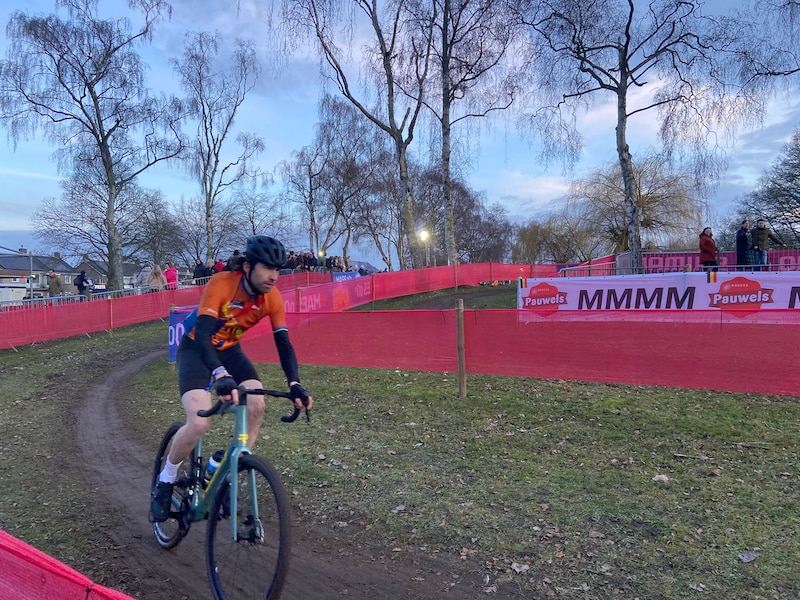 Lees hier alles terug over dag 2 van het WK veldrijden: Lucinda Brand ...