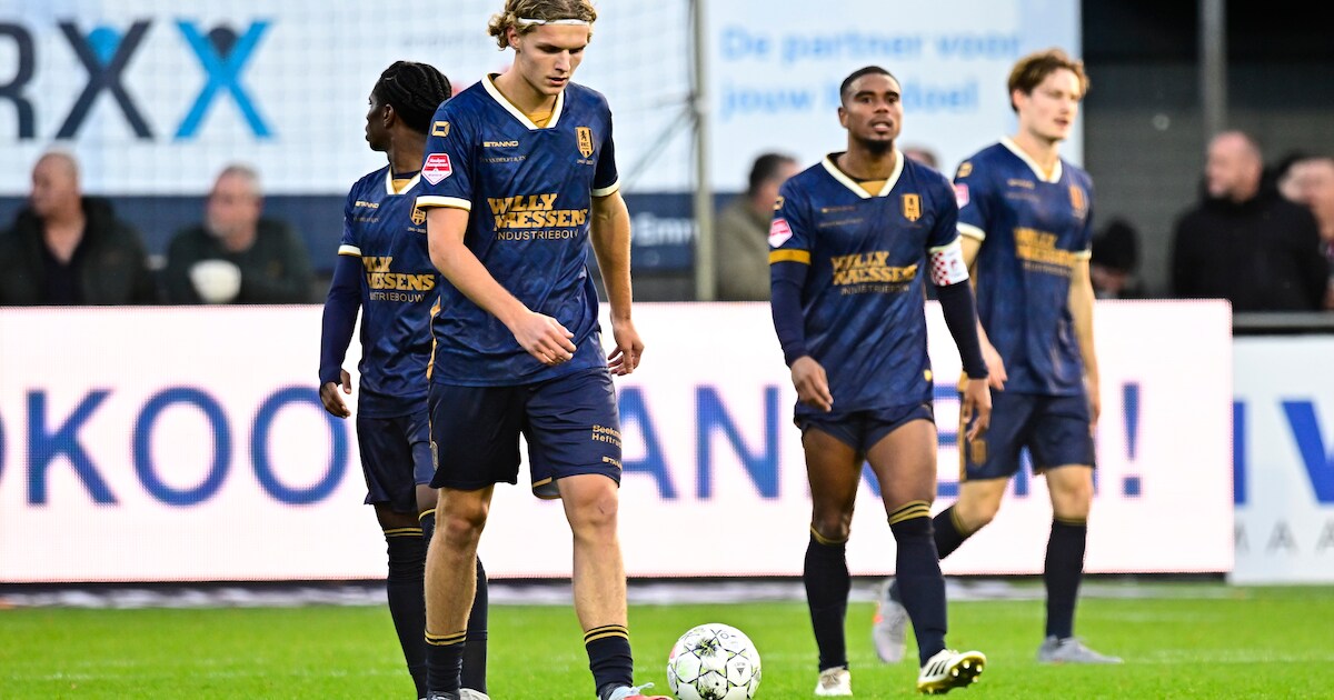 RKC verspeelt voorsprong in blessuretijd en verlaat Emmen met slechts ...