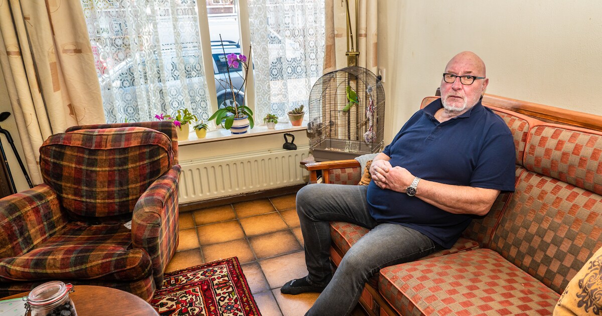 Cor-Jan (66) zorgde jaren voor zijn moeder, nu zij dood is moet hij uit ...