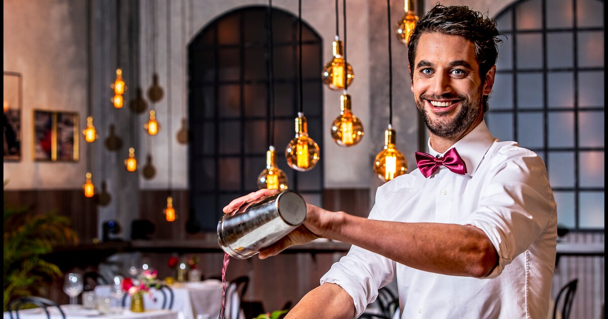 Barman Victor van First Dates: Liefde, je gunt het iedereen | Show | AD.nl