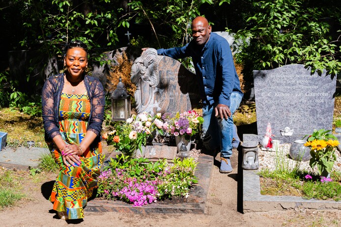 Ondanks het verlies is het voor Letitia en Lloyd nog elke dag Moederdag ...